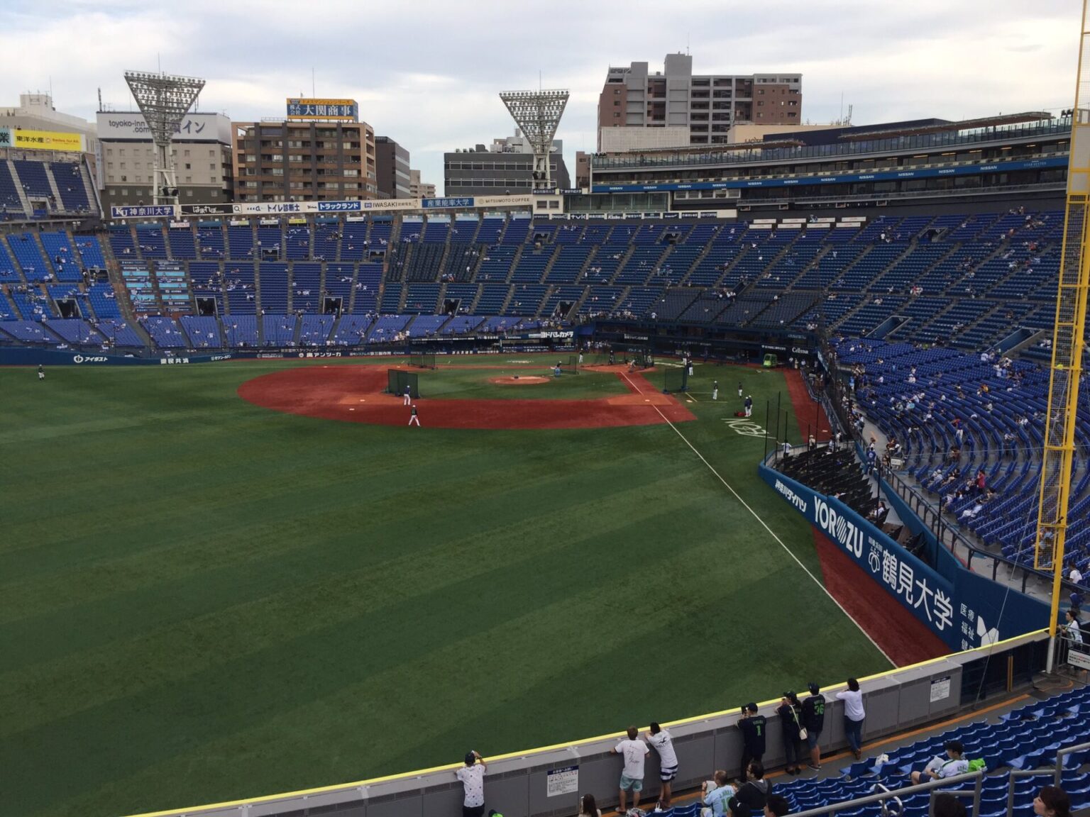 【横浜スタジアム（ハマスタ）】座席表と座席からの見え方の画像！初心者におすすめの座席も紹介｜tottyblog
